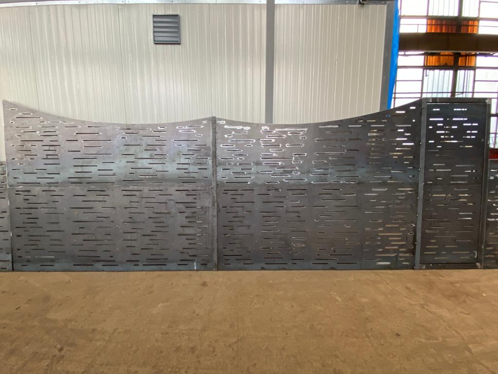 Poze, imagini Porti de acces si panouri de gard din tabla decupata ...