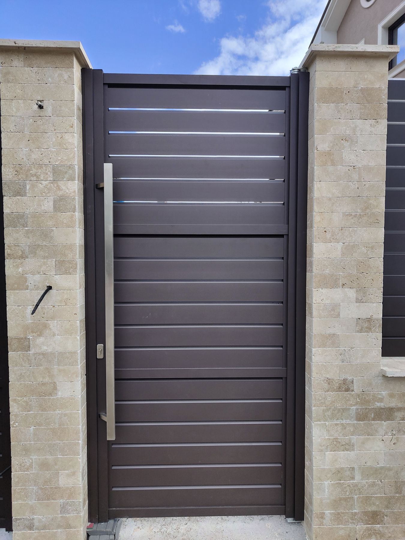 Poze, imagini ALUMGATES HERA Porti si garduri din aluminiu pentru ...