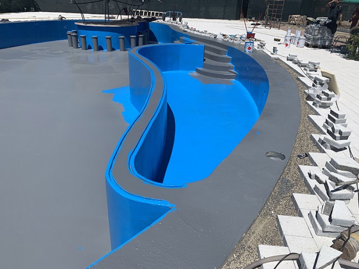 Hidroizolatii piscine cu poliuree Izoterm System de la Prosper Izoterm ...