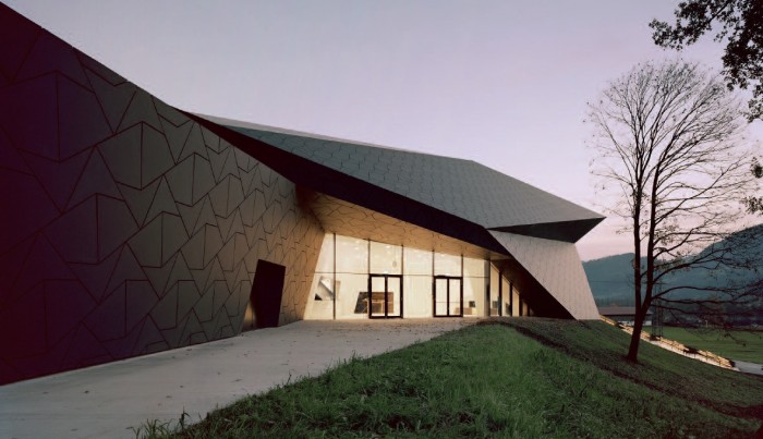 Panelurile din fibrociment Eternit: personalitate si autenticitate Equitone