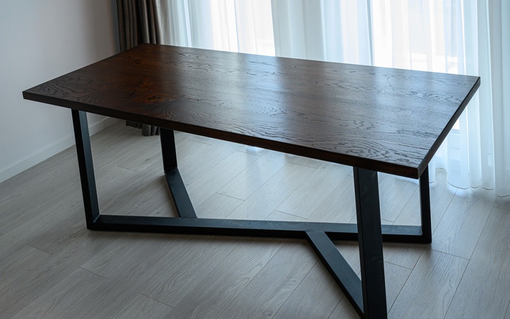 Mese din lemn masiv pentru bucatarii, living WOODCHOPSHOP