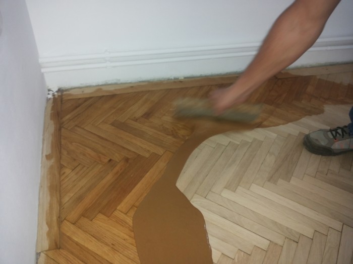 Efectuarea de reparatii si reconditionare parchet masiv vechi