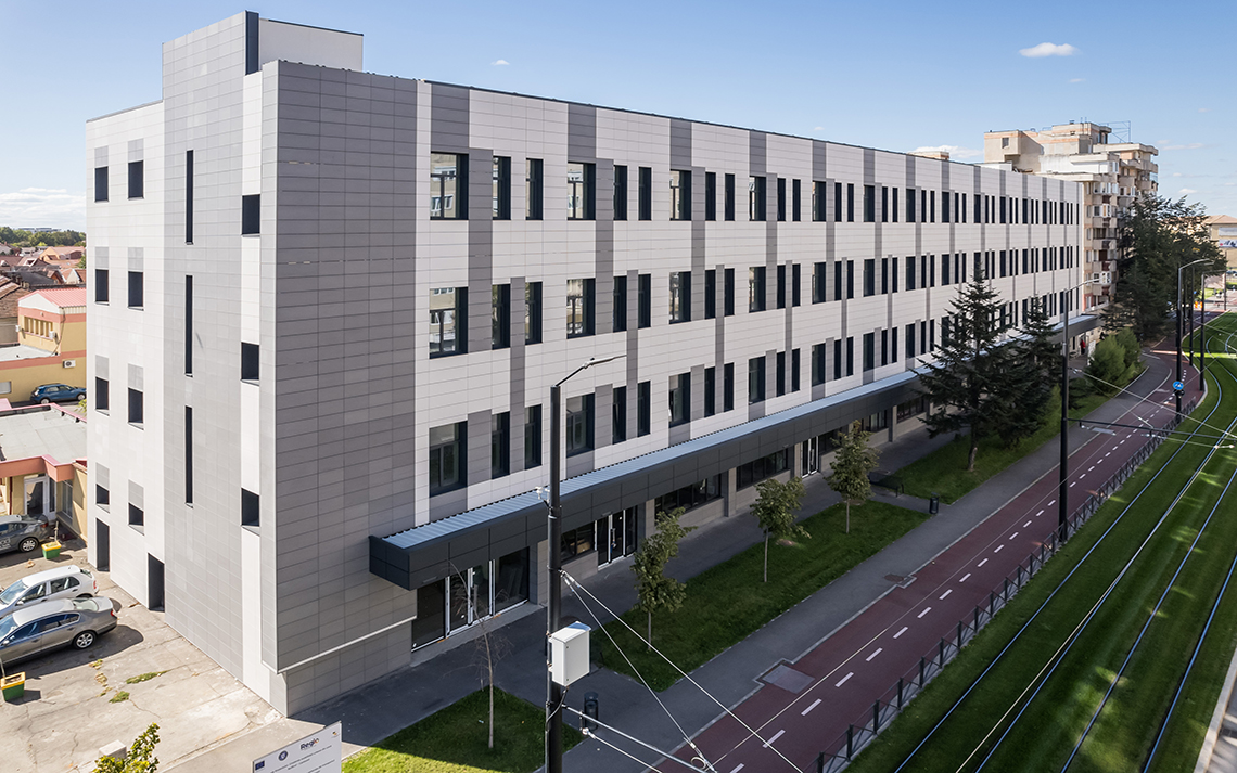 Panouri din ceramica extrudata Frontek pentru fatade de la GEPLAST