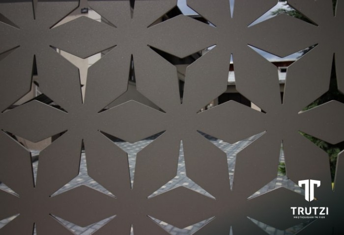 Tabla metalica din aluminiu sau otel, zincata si nezincata TRUTZI