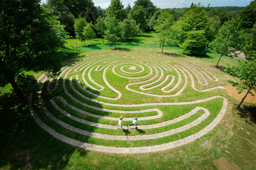 Labirintul si amenajarile decorative: un simbol interesant