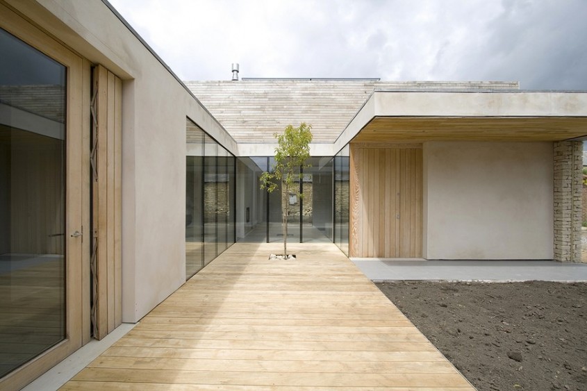 Casa cu gradini si livada in Wiltshire, Anglia