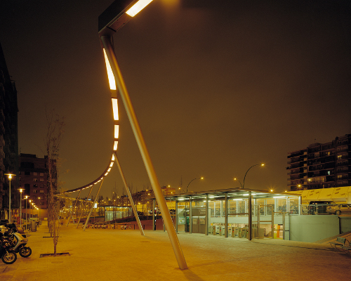 Arhitectura spaniola contemporana. Doua conferinte