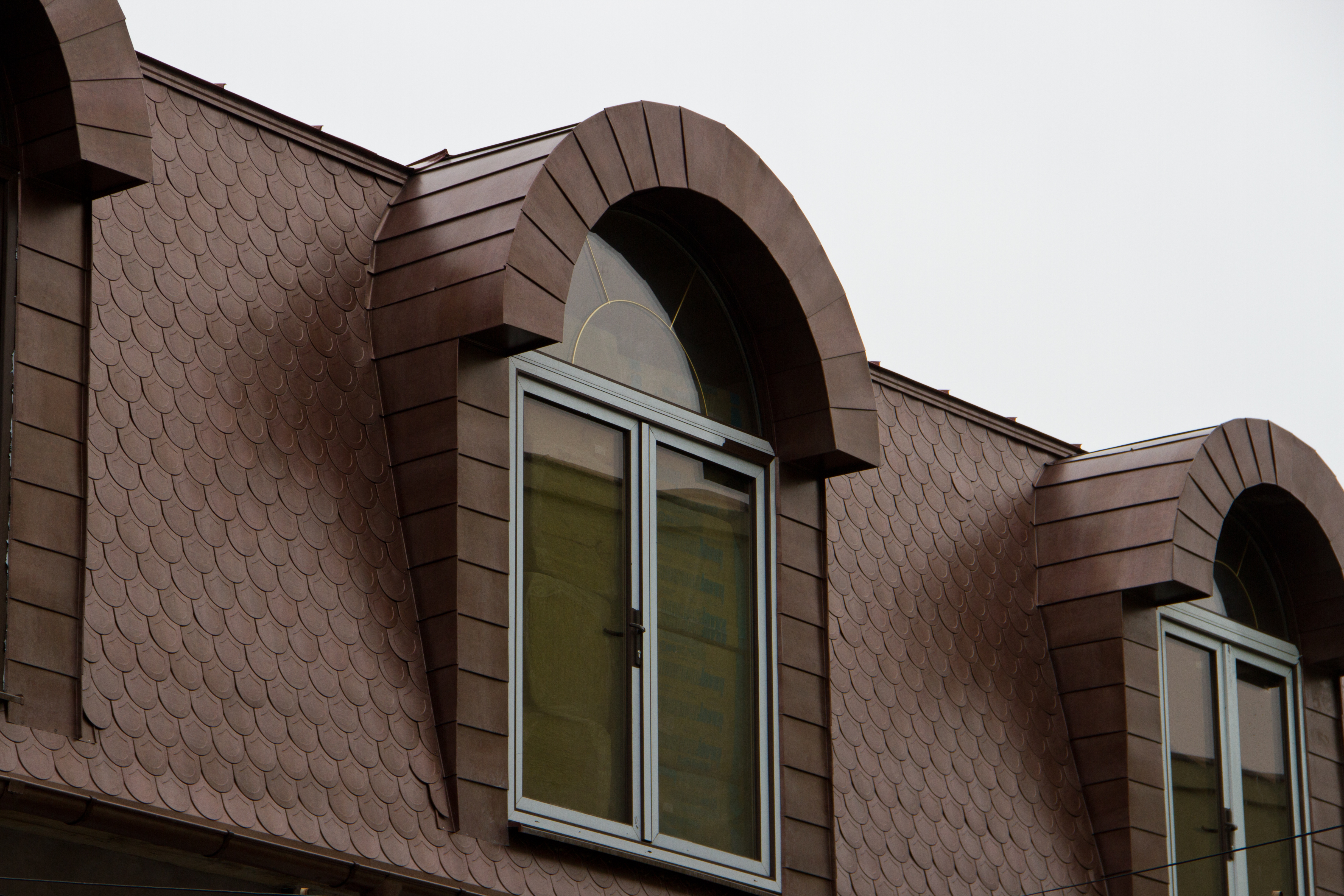 Noul model de solzi metalici marca Bel Profile